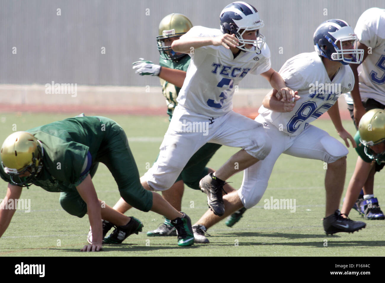 Aug. 27, 2015 - New York, New York, U.S. - High school junior varsity ...