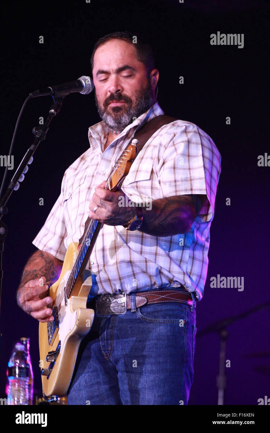 Aaron lewis hi-res stock photography and images - Alamy