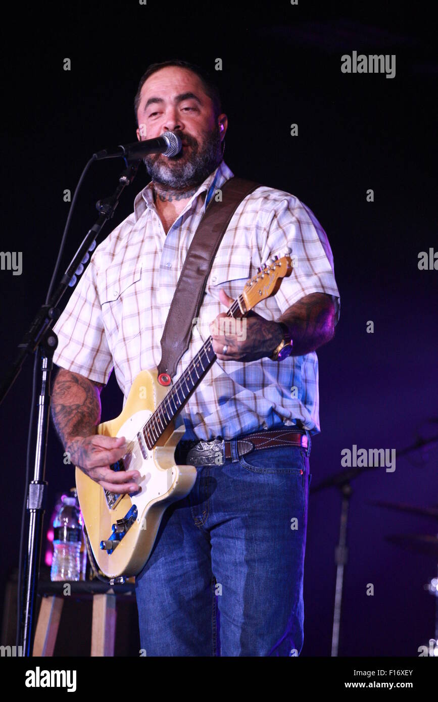 Singer aaron lewis of hi-res stock photography and images - Alamy