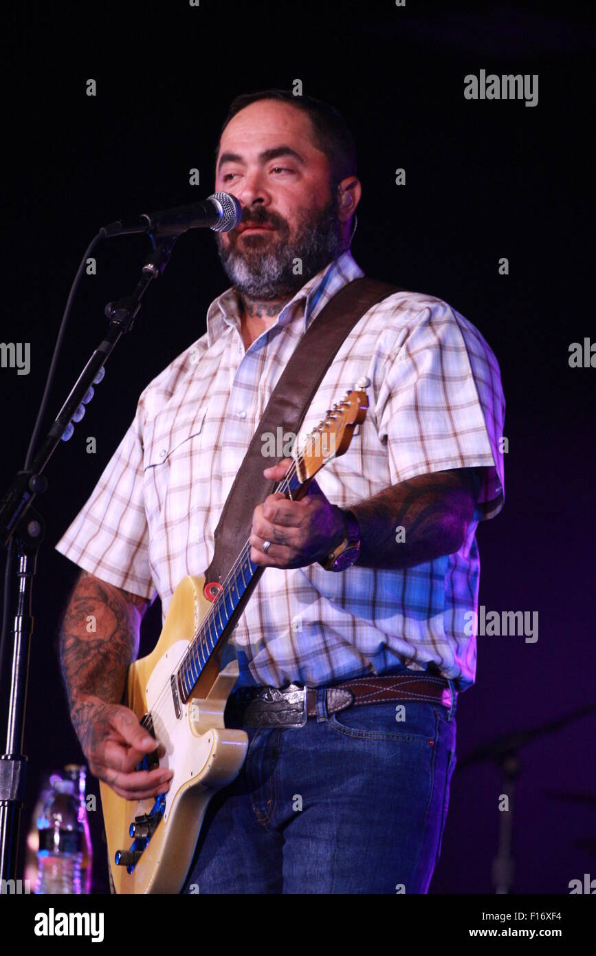 Singer aaron lewis of hi-res stock photography and images - Alamy