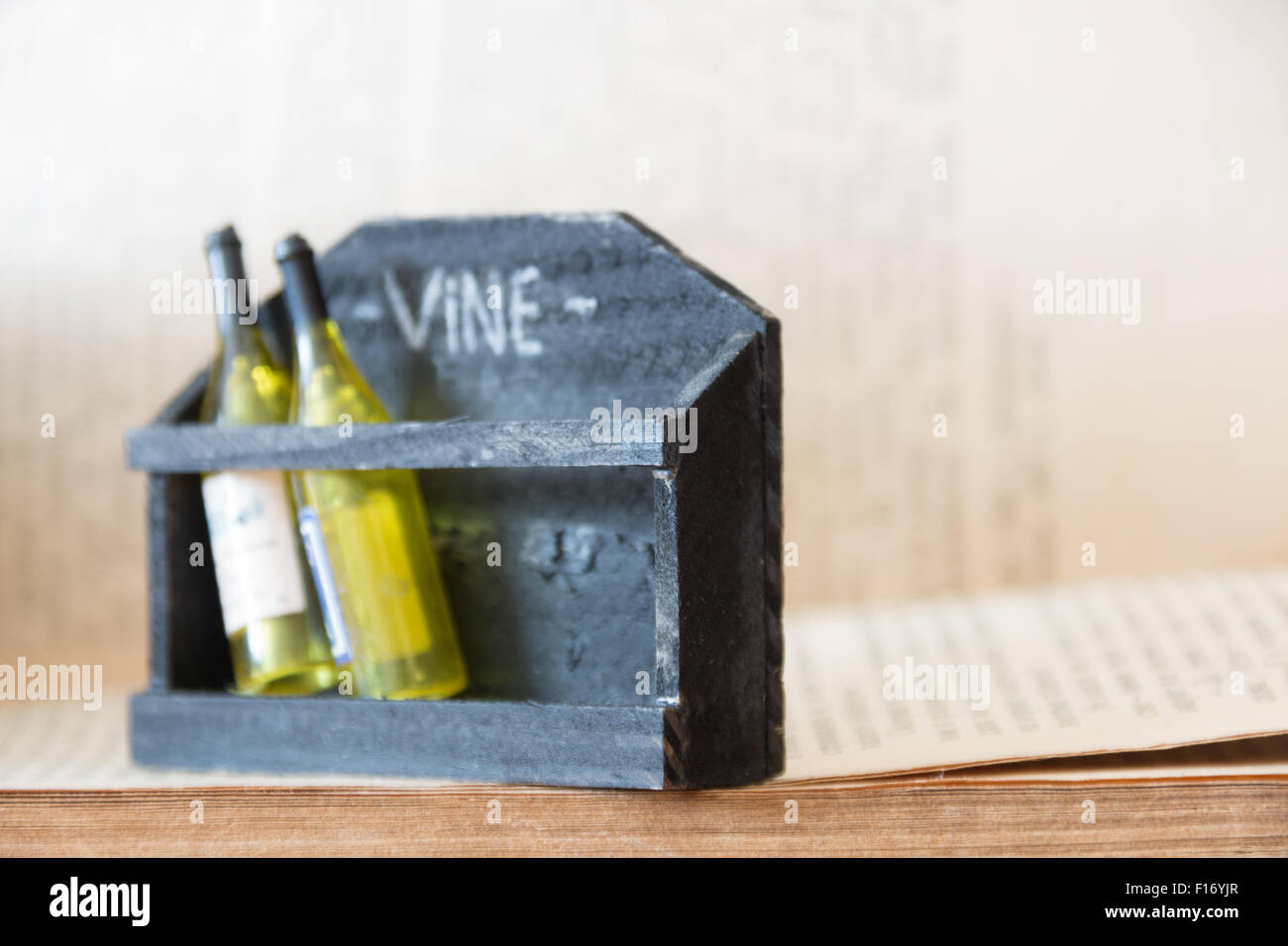 Wine. Word wine, written in chalk and bottles Stock Photo - Alamy