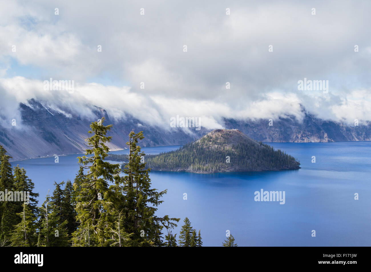 Creeping down hi-res stock photography and images - Alamy