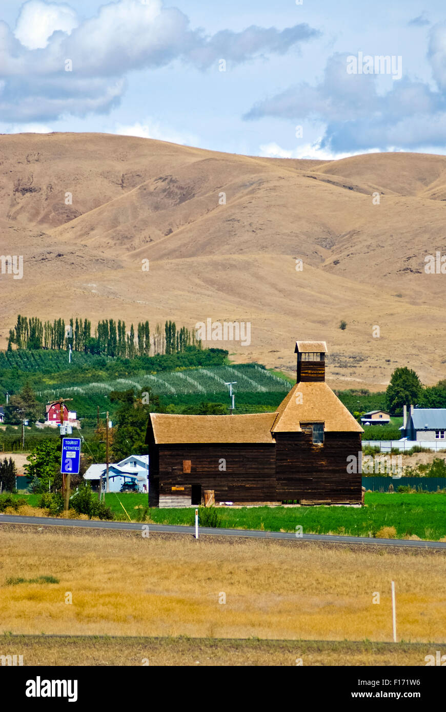 Hop drying kiln hi-res stock photography and images - Alamy