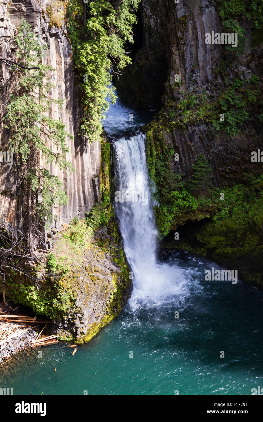 Columnar basalts hi-res stock photography and images - Alamy