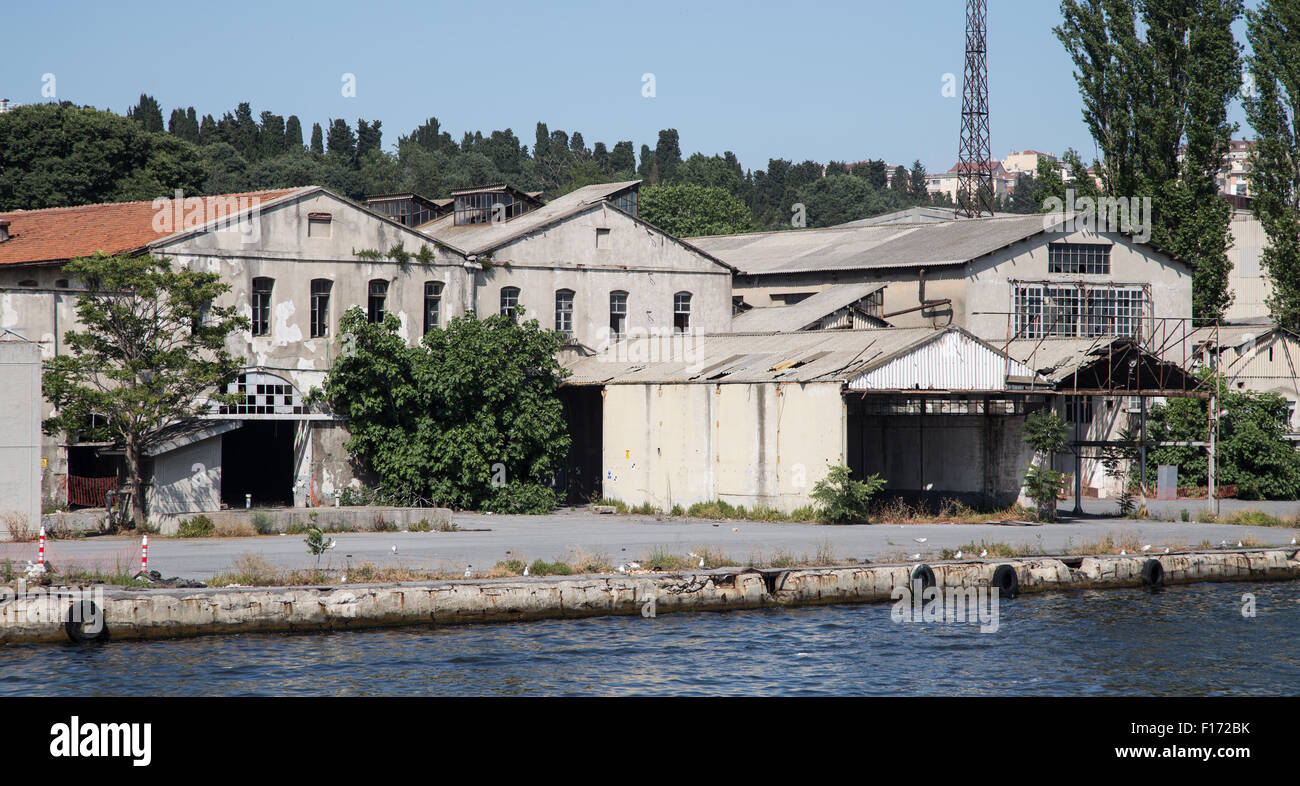 Dockyard in istanbul hi-res stock photography and images - Alamy