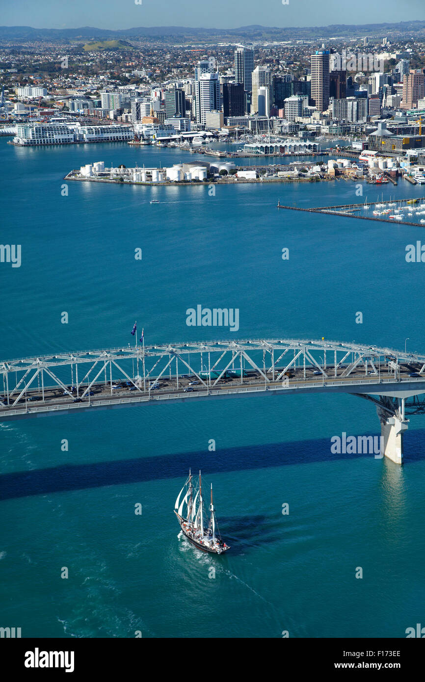 Spirit of new zealand tall ship hi-res stock photography and images - Alamy