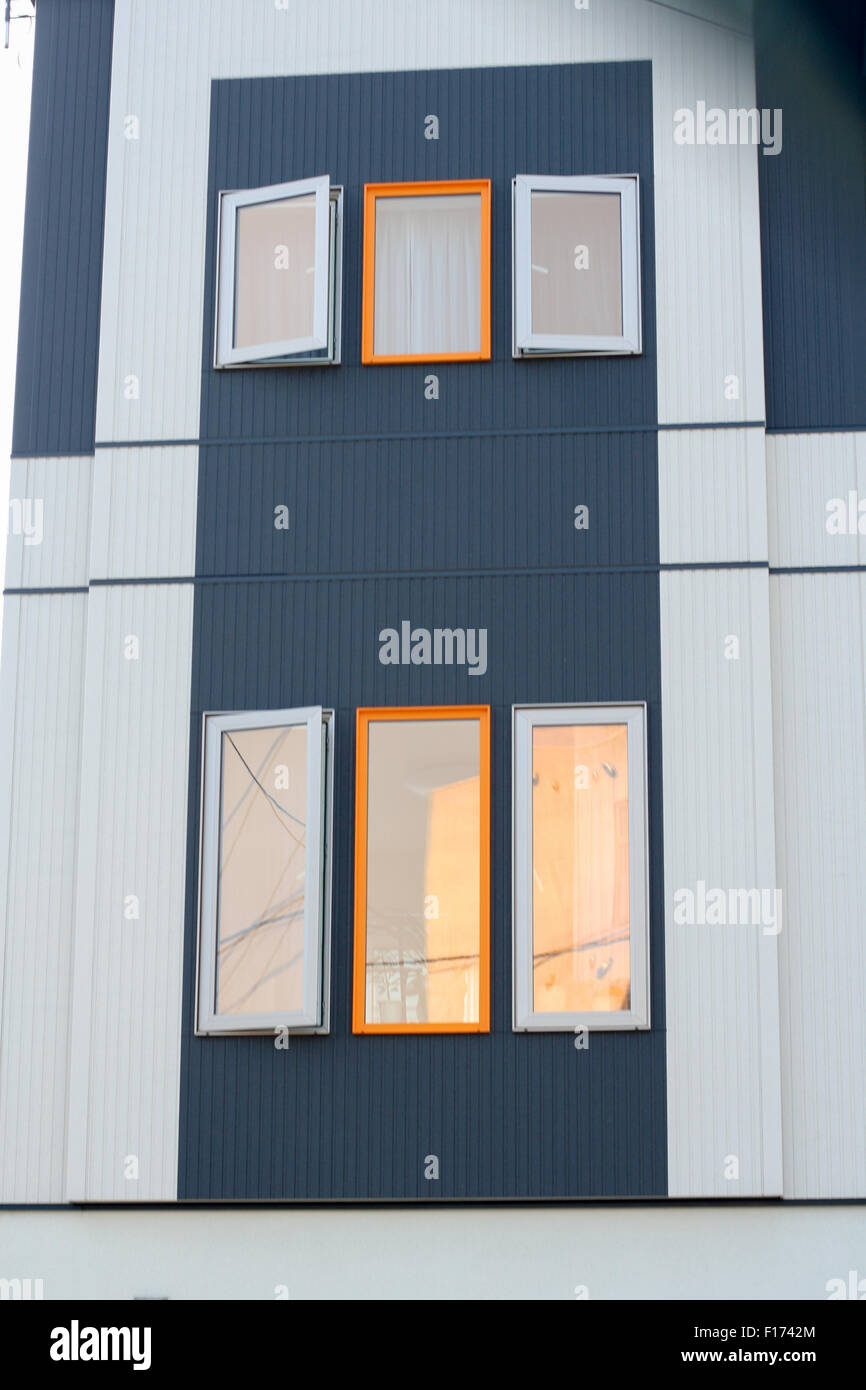 Yellow window frames hi-res stock photography and images - Alamy