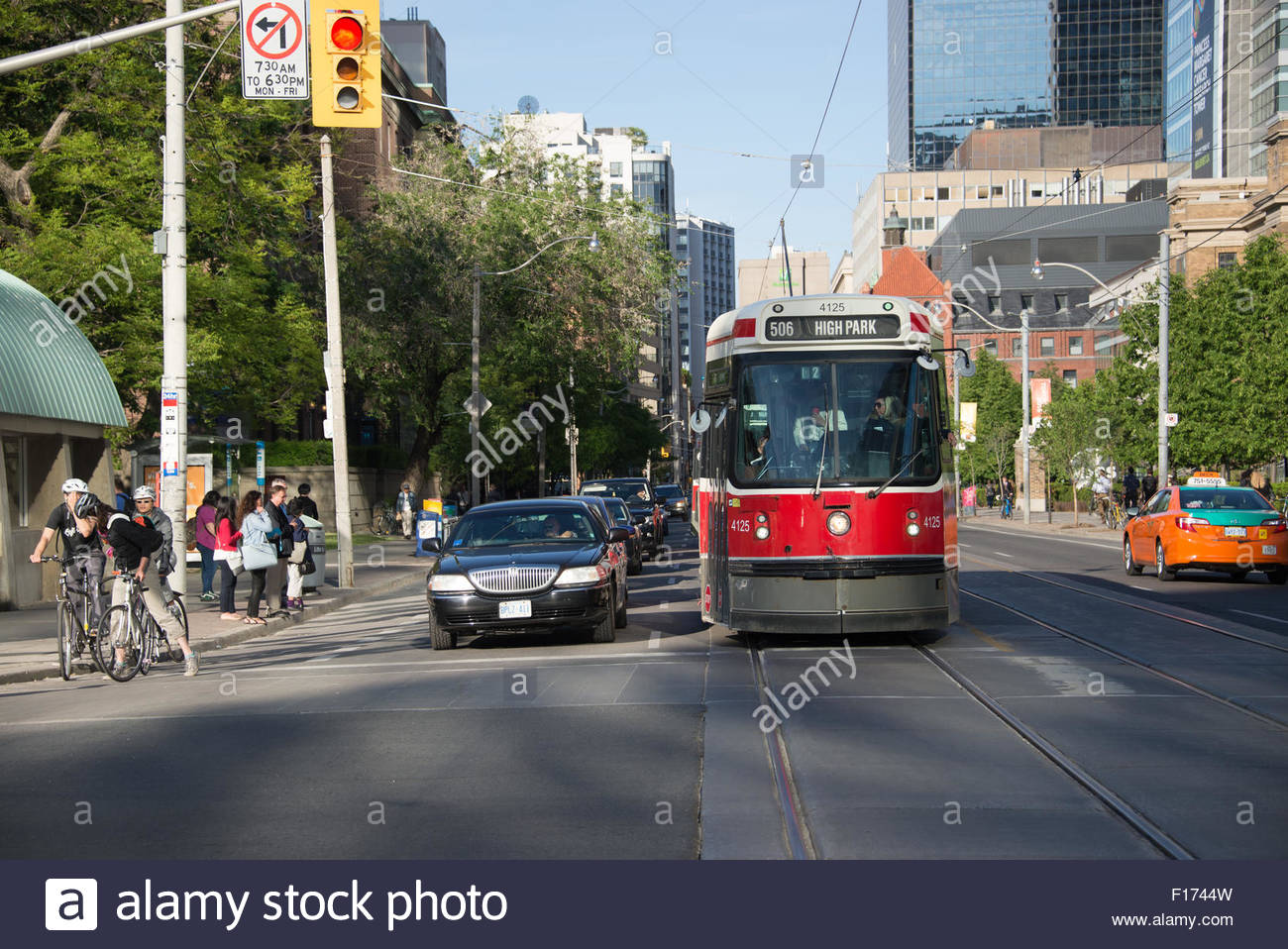 Tram Signal Stock Photos & Tram Signal Stock Images - Alamy