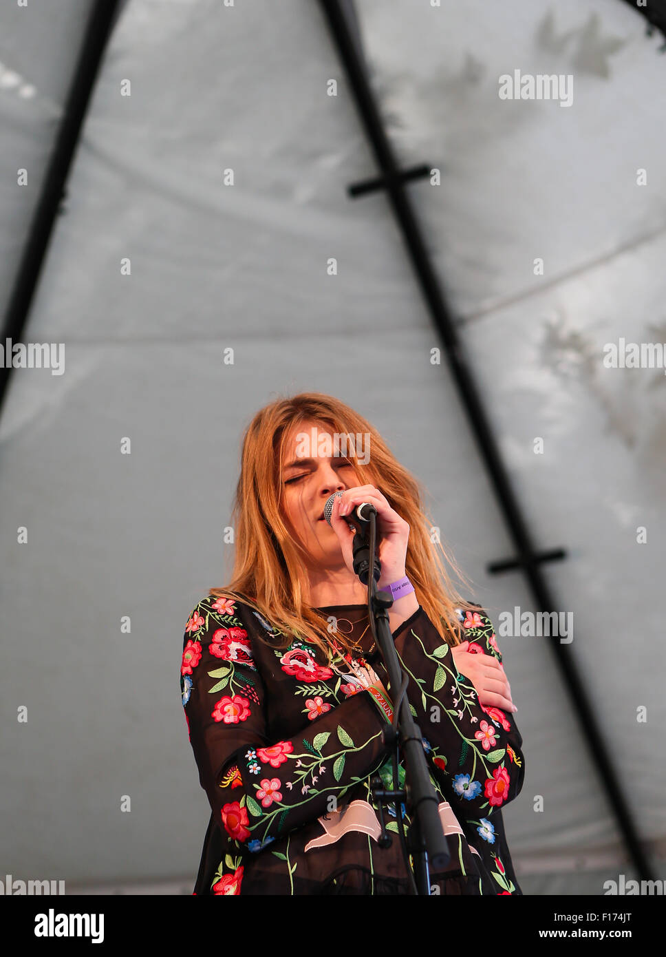 Laura Doggett - Summer stage - British Summertime Featuring: Laura ...