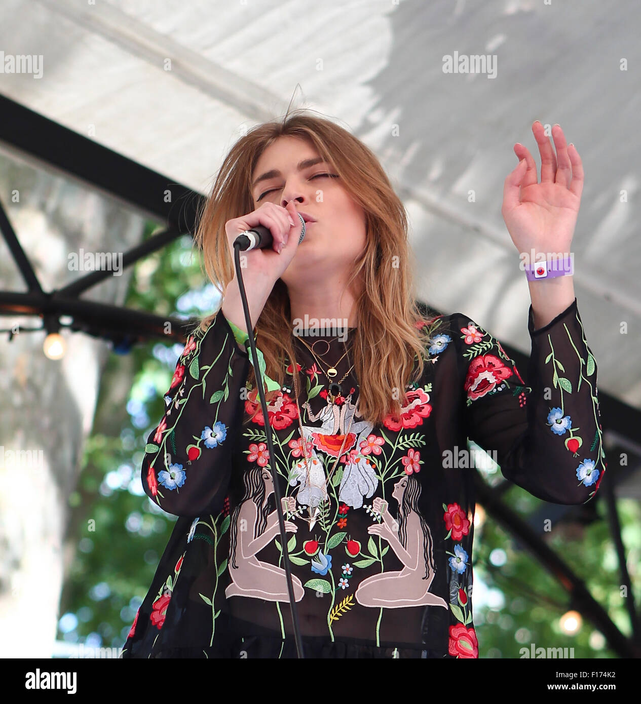 Laura doggett hi-res stock photography and images - Alamy