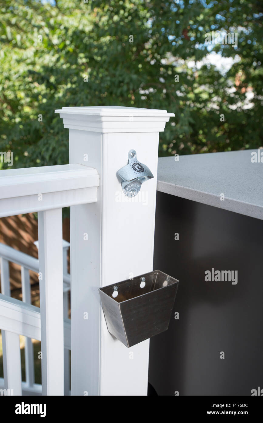 Catch deck hi-res stock photography and images - Alamy