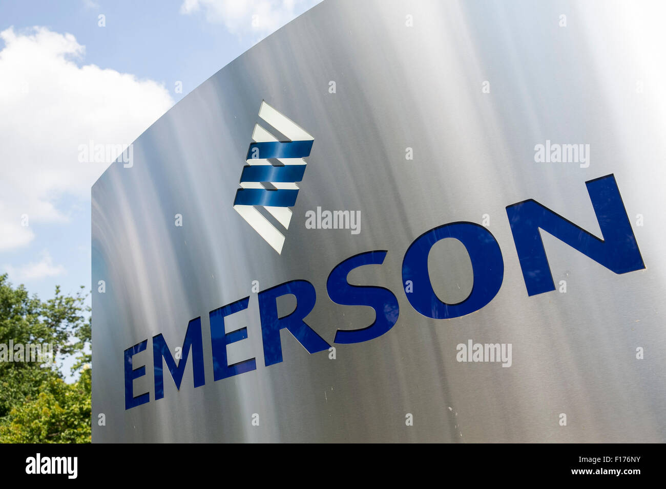 Emerson Process Management Logo Emerson Process Management Ware