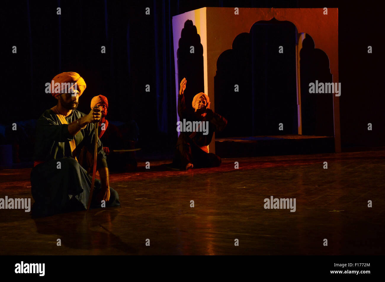 Lahore, Pakistan. 29th Aug, 2015. Pakistani artists performing on the ...