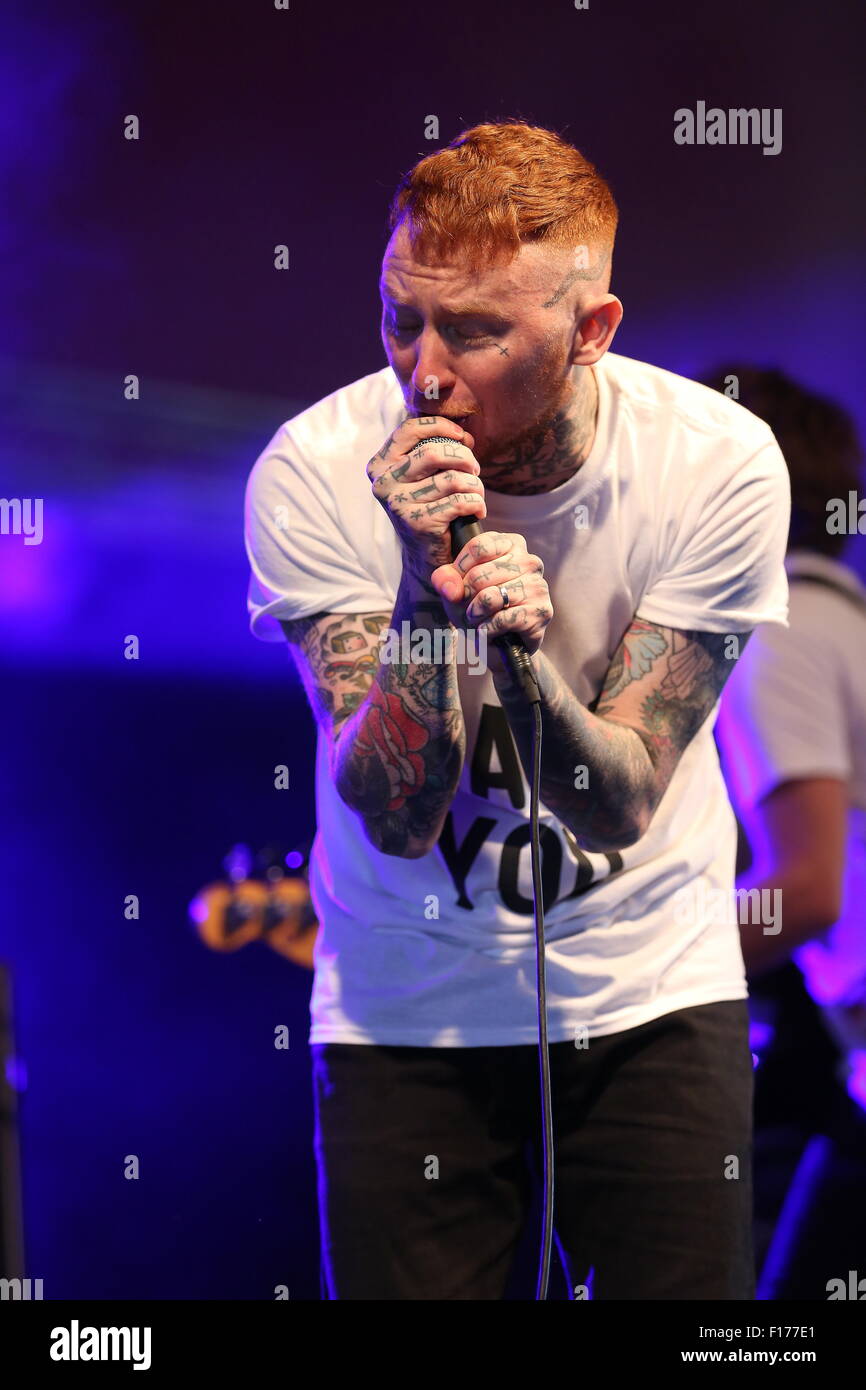 Leeds, Yorkshire, UK. 28th August, 2015. Frank Carter and the ...