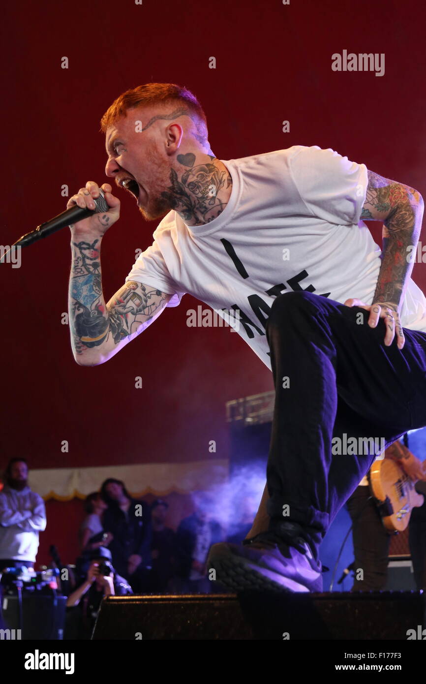 Leeds, Yorkshire, UK. 28th August, 2015. Frank Carter and the ...
