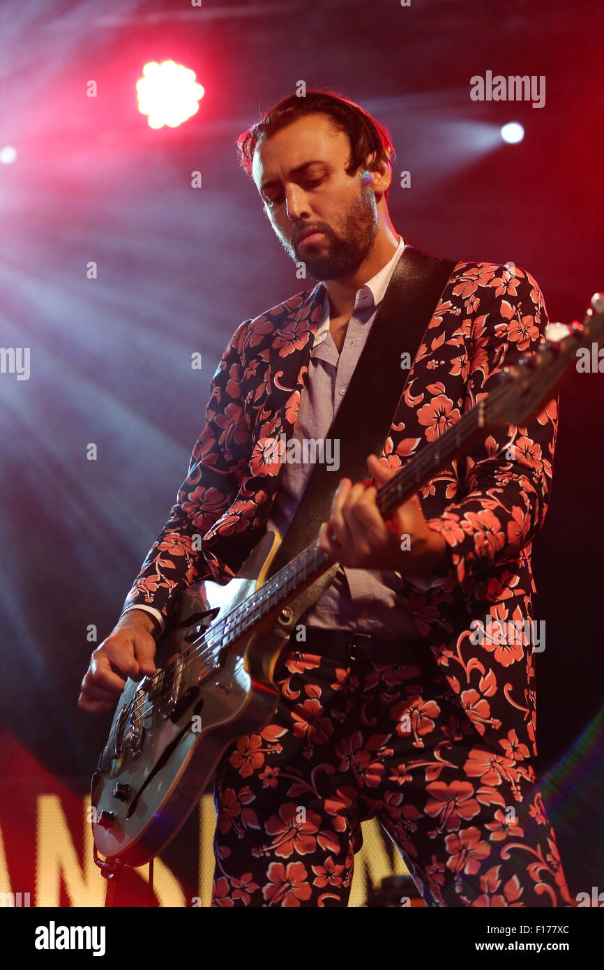 Mini mansions hi-res stock photography and images - Alamy