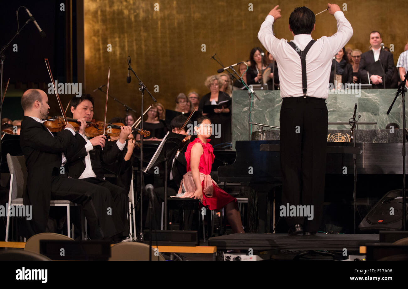 Long yu conductor hi-res stock photography and images - Alamy