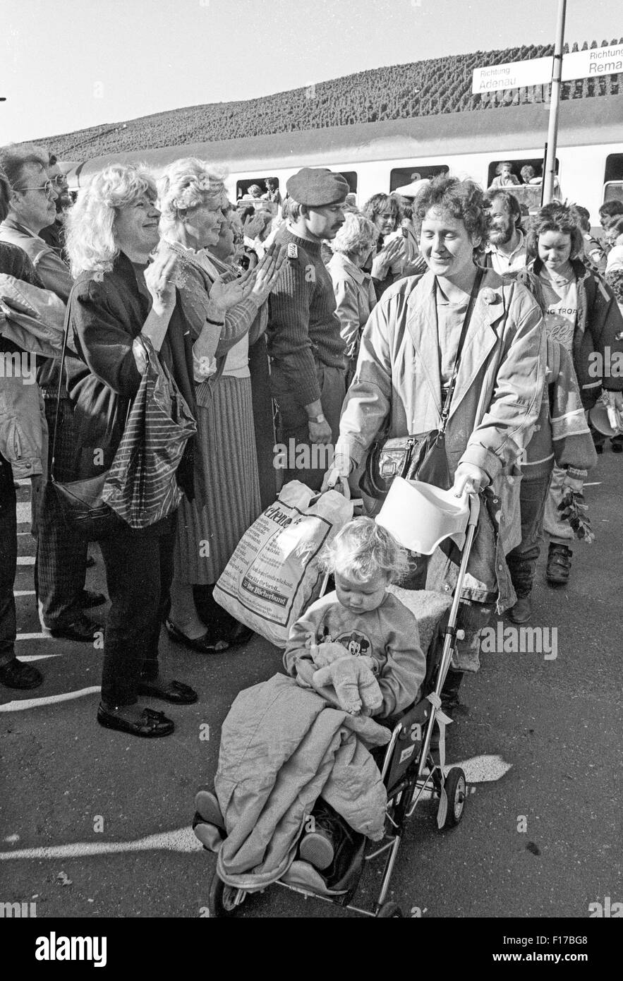 Arrival of a special train with 800 East German refugees from Prague ...
