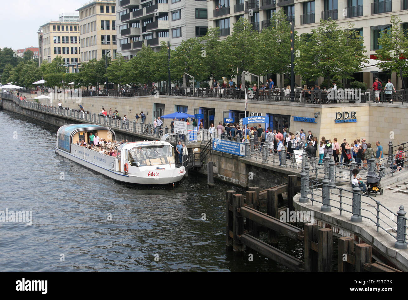 Berlin germany river spree hi-res stock photography and images - Alamy