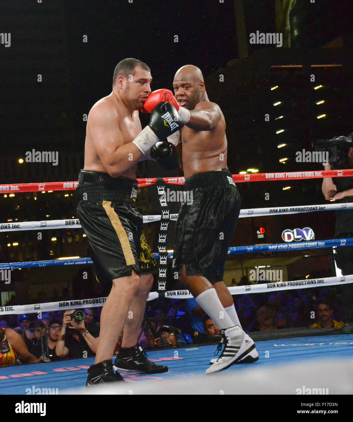 Las Vegas, Nevada, USA. 29th Aug, 2015. Heavyweight boxers Trevor Bryan ...