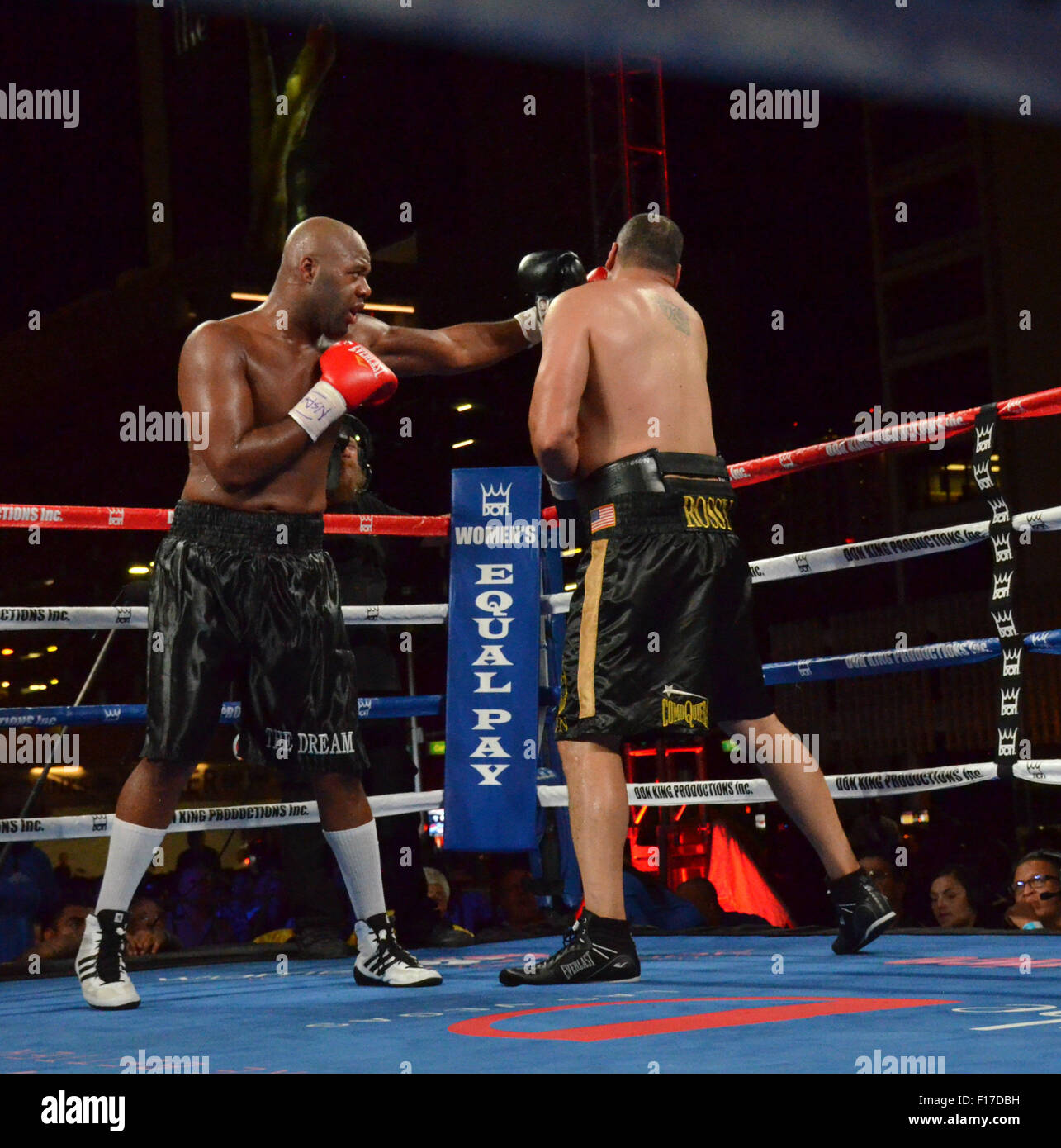 Las Vegas, Nevada, USA. 29th Aug, 2015. Heavyweight boxers Trevor Bryan ...