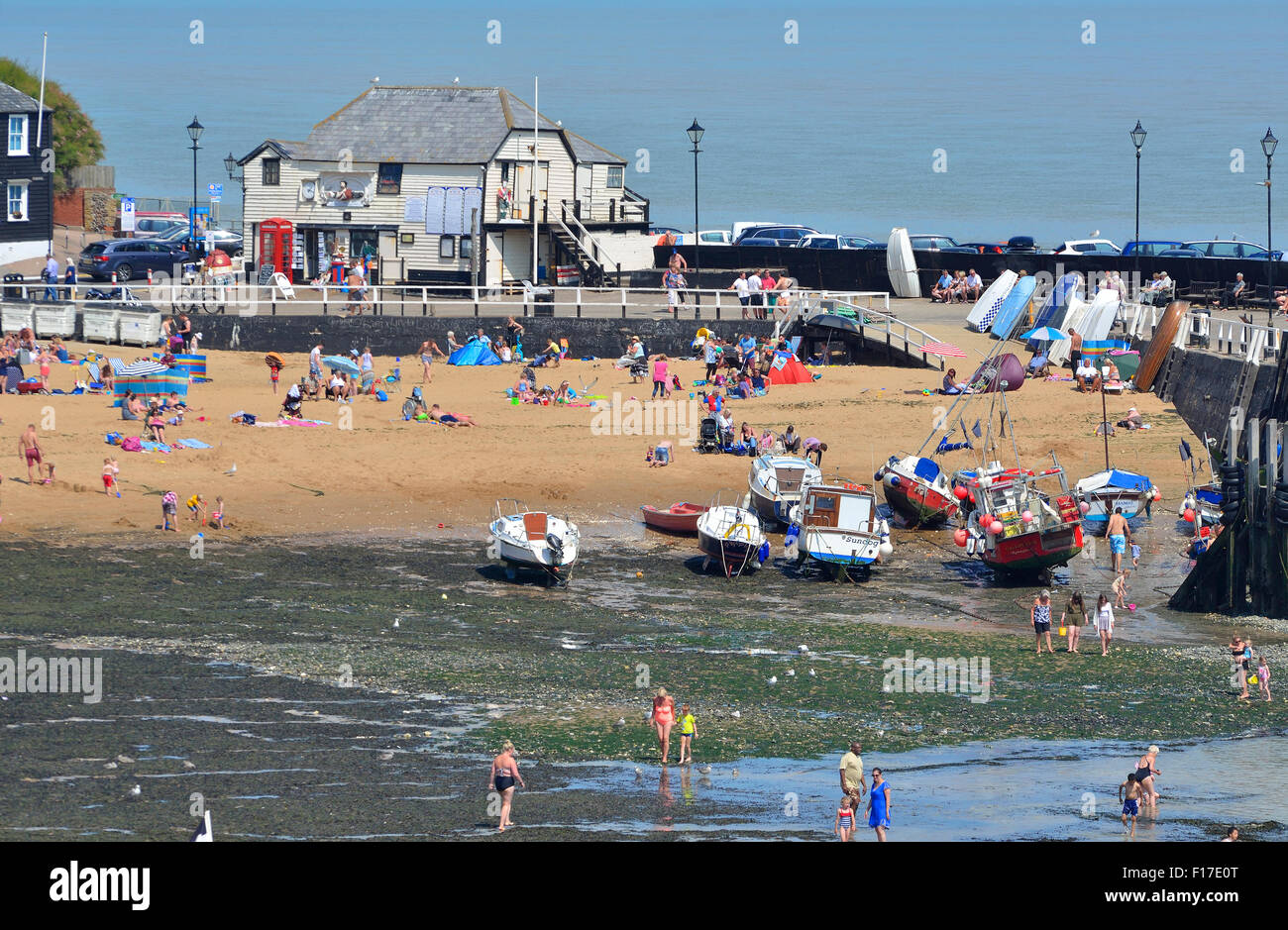 Broadstairs, Kent, England, UK. Viking Bay beach Stock Photo - Alamy