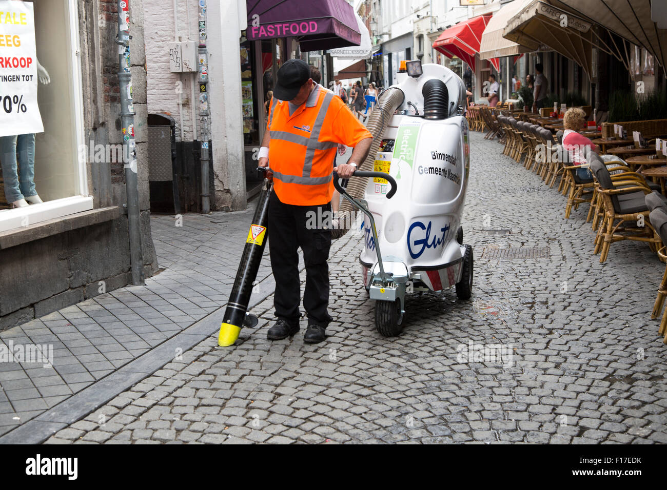Old dutch cleaner hi-res stock photography and images - Alamy