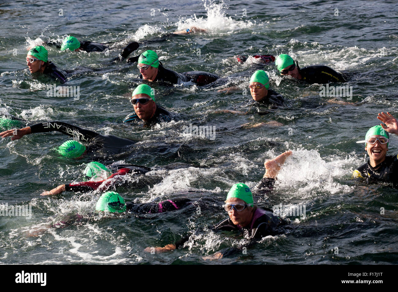 Swimming race and spectators hi-res stock photography and images - Alamy