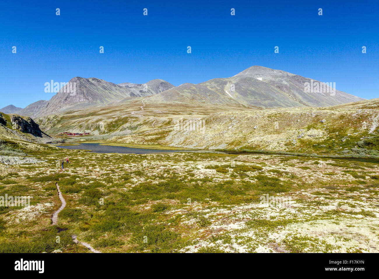 Rondvassbu and Rondvatnet lake, Rondane national park, Norway Stock ...