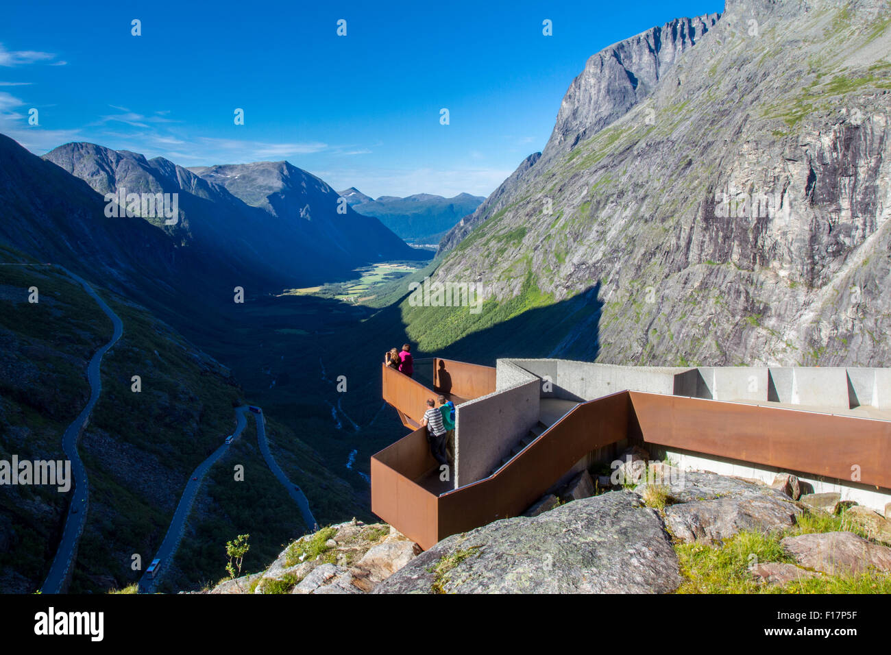 Viewing platform norway hi-res stock photography and images - Alamy