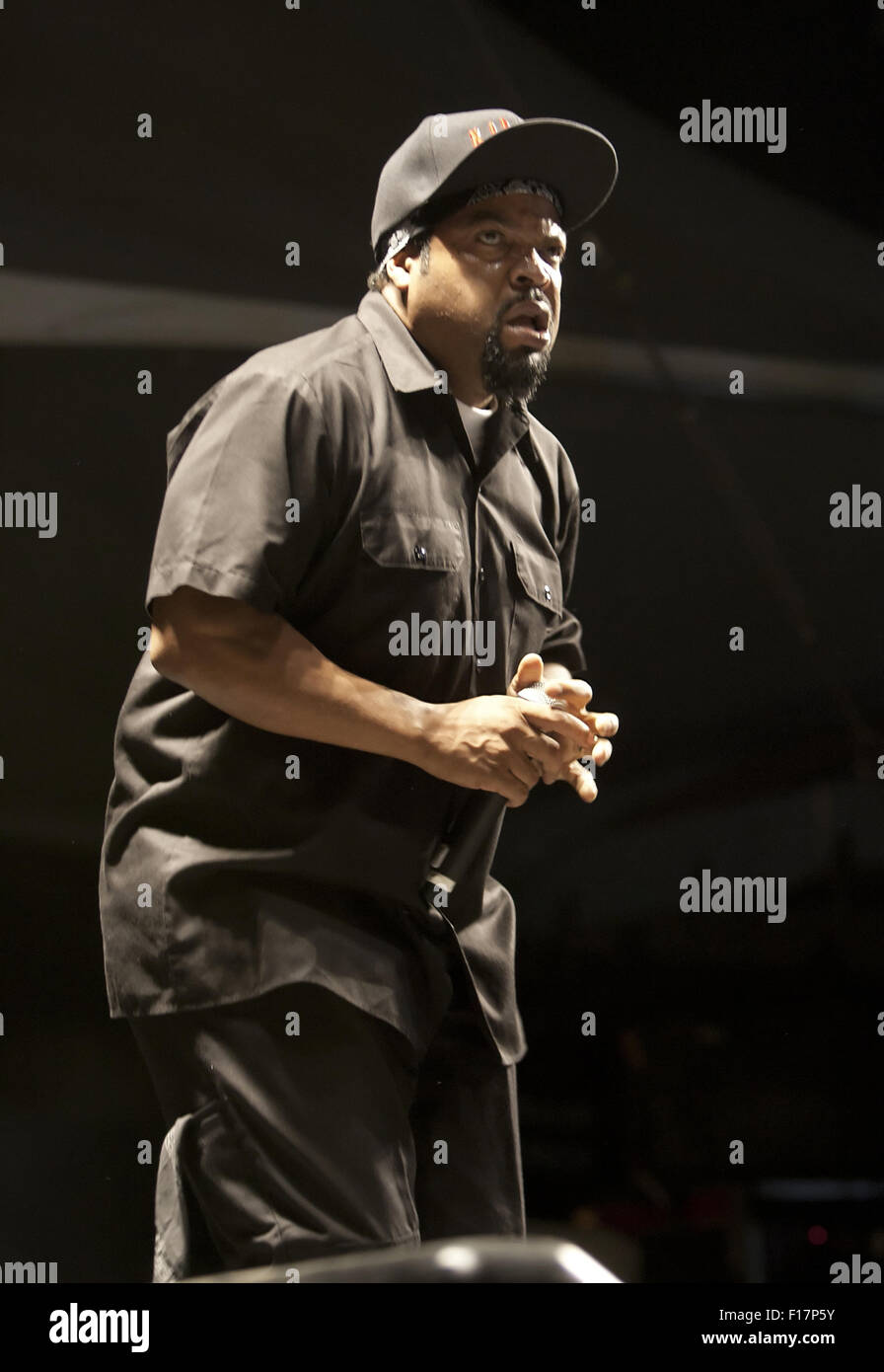 Denver, Colorado, USA. 28th Aug, 2015. Icon Mega Rapper ICE CUBE ...