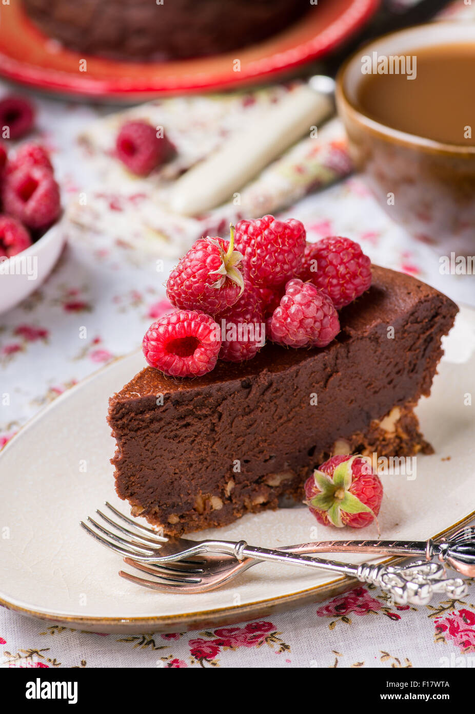 Black raspberry cake hi-res stock photography and images - Alamy