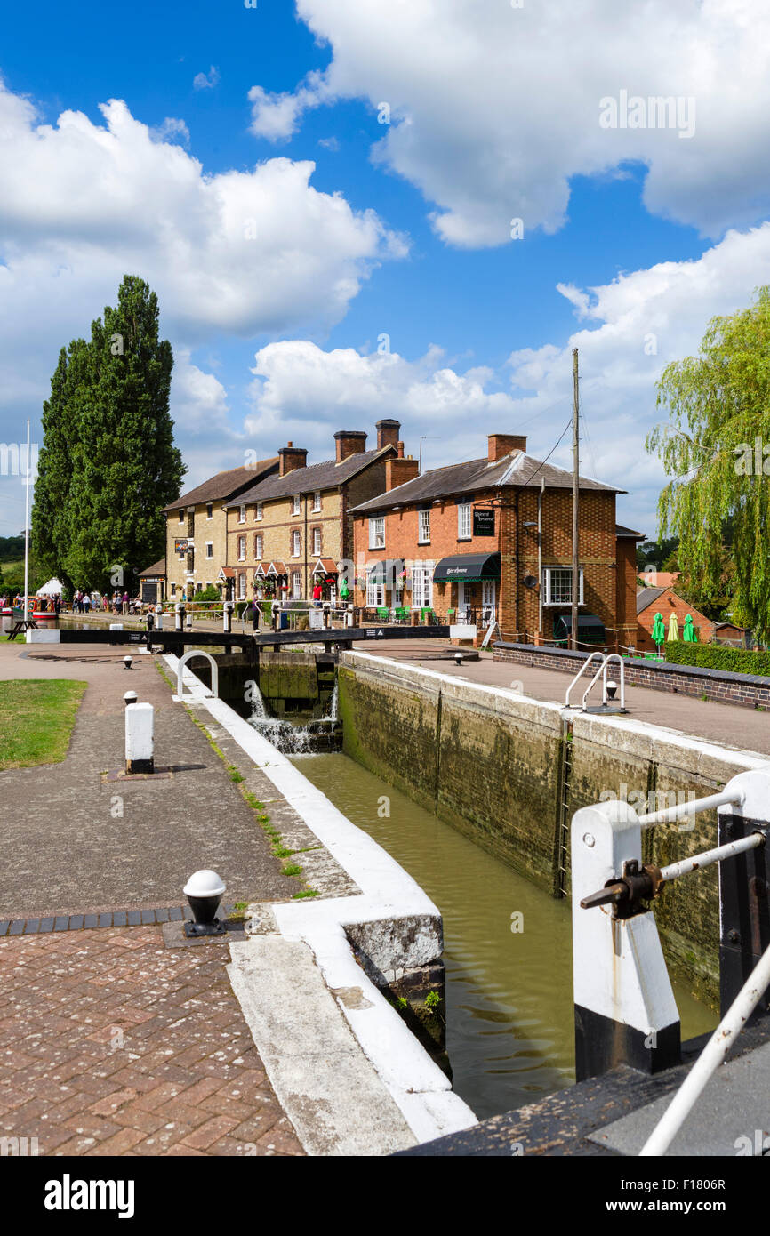 Union canal hi-res stock photography and images - Alamy
