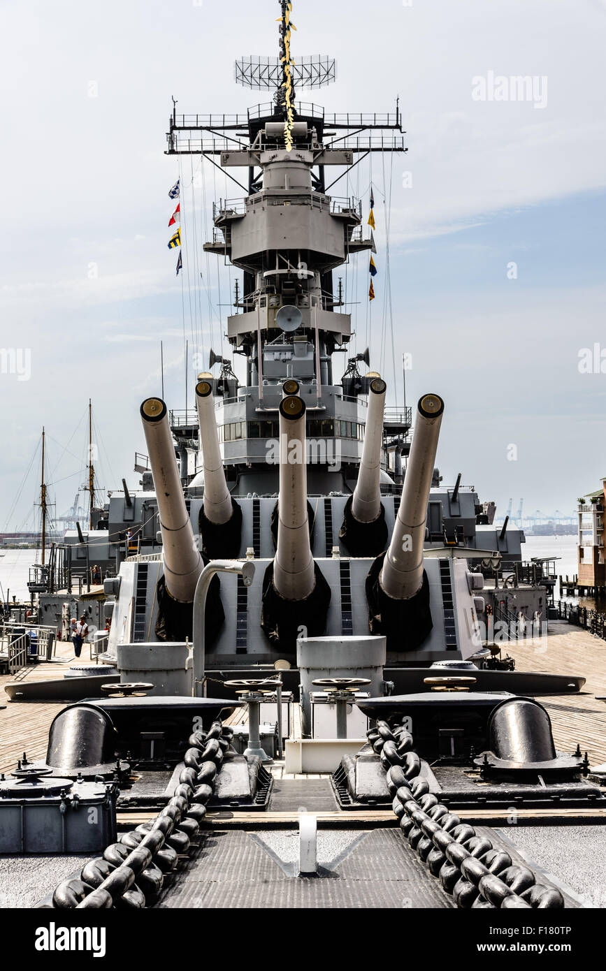 Battleship USS Wisconsin, Nauticus, 1 Riverside Drive, Norfolk ...