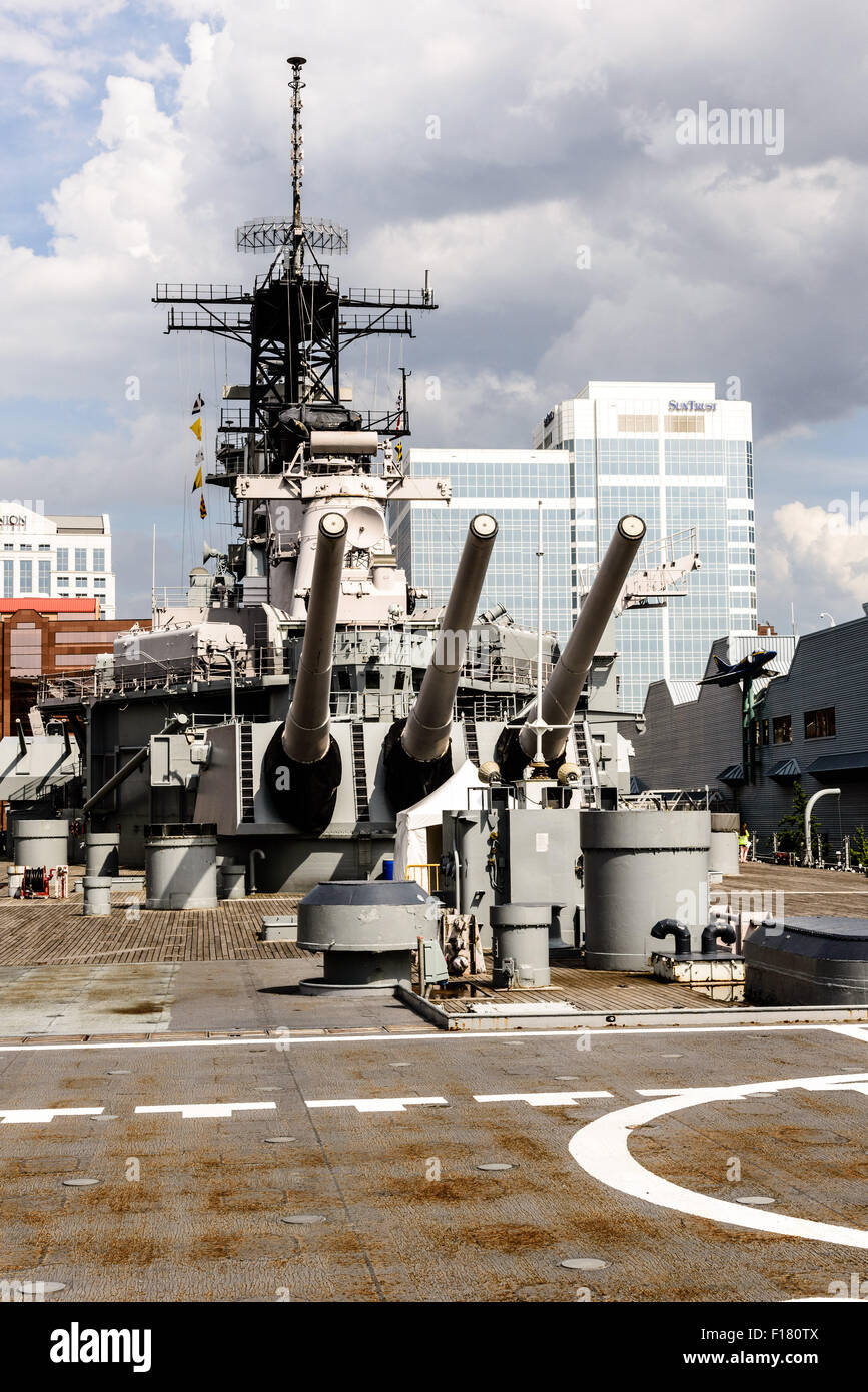 Battleship USS Wisconsin, Nauticus, 1 Riverside Drive, Norfolk ...