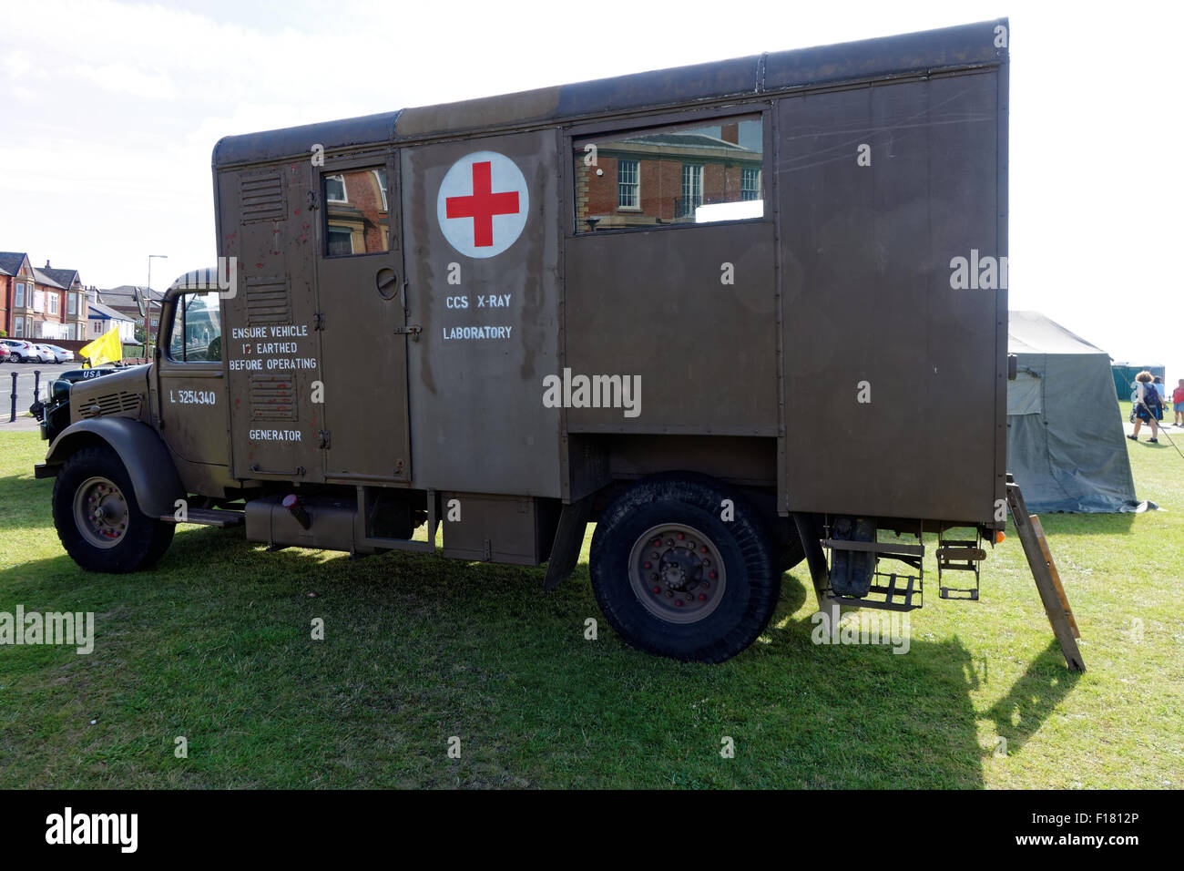 World war 2 ambulance hi-res stock photography and images - Alamy