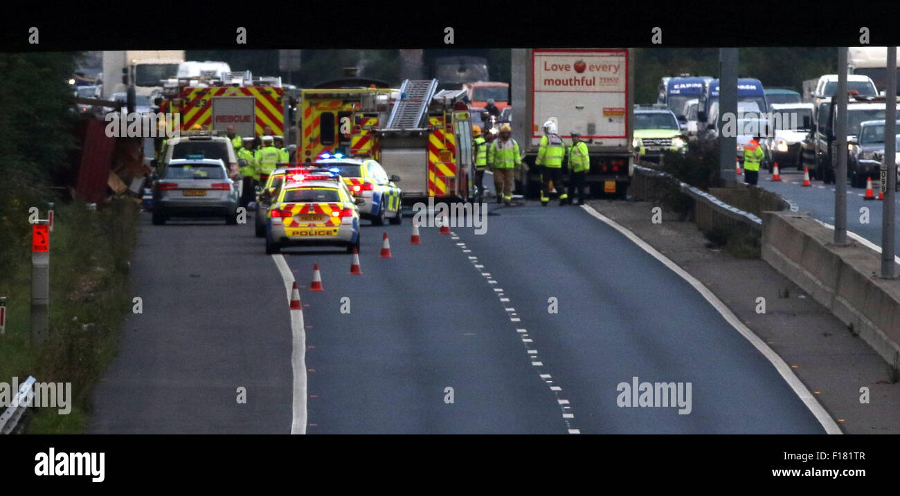 Havant, Hampshire, UK. 28th Aug, 2015. A27 Was closed for over five ...