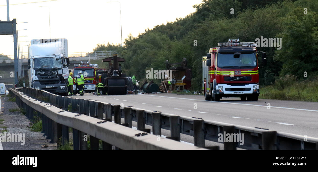 Havant, Hampshire, UK. 28th Aug, 2015. A27 Was closed for over five ...