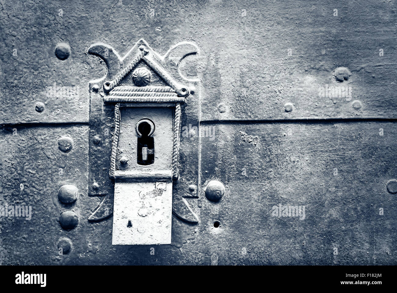 Medieval lock hi-res stock photography and images - Alamy