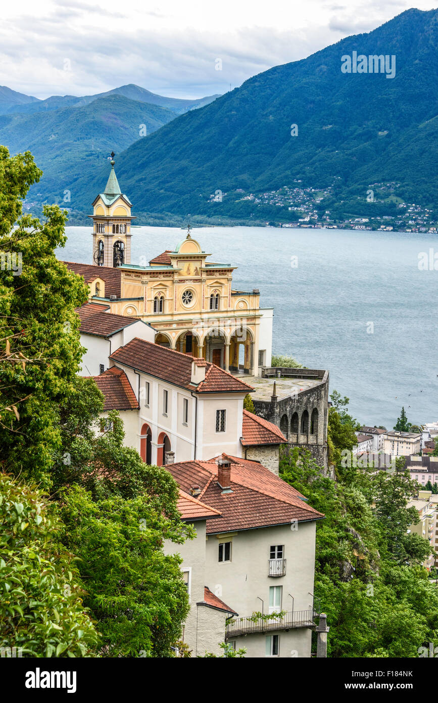 Views around Locarno on Lake Maggiore and the gondola up to Cimetta ...