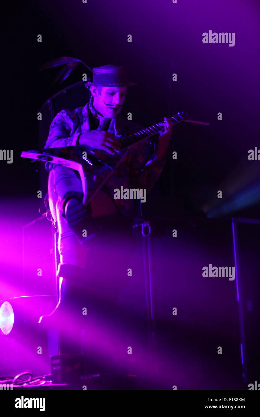 Leeds, Yorkshire, UK. 29th August, 2015. Limp Bizkit perform live on ...