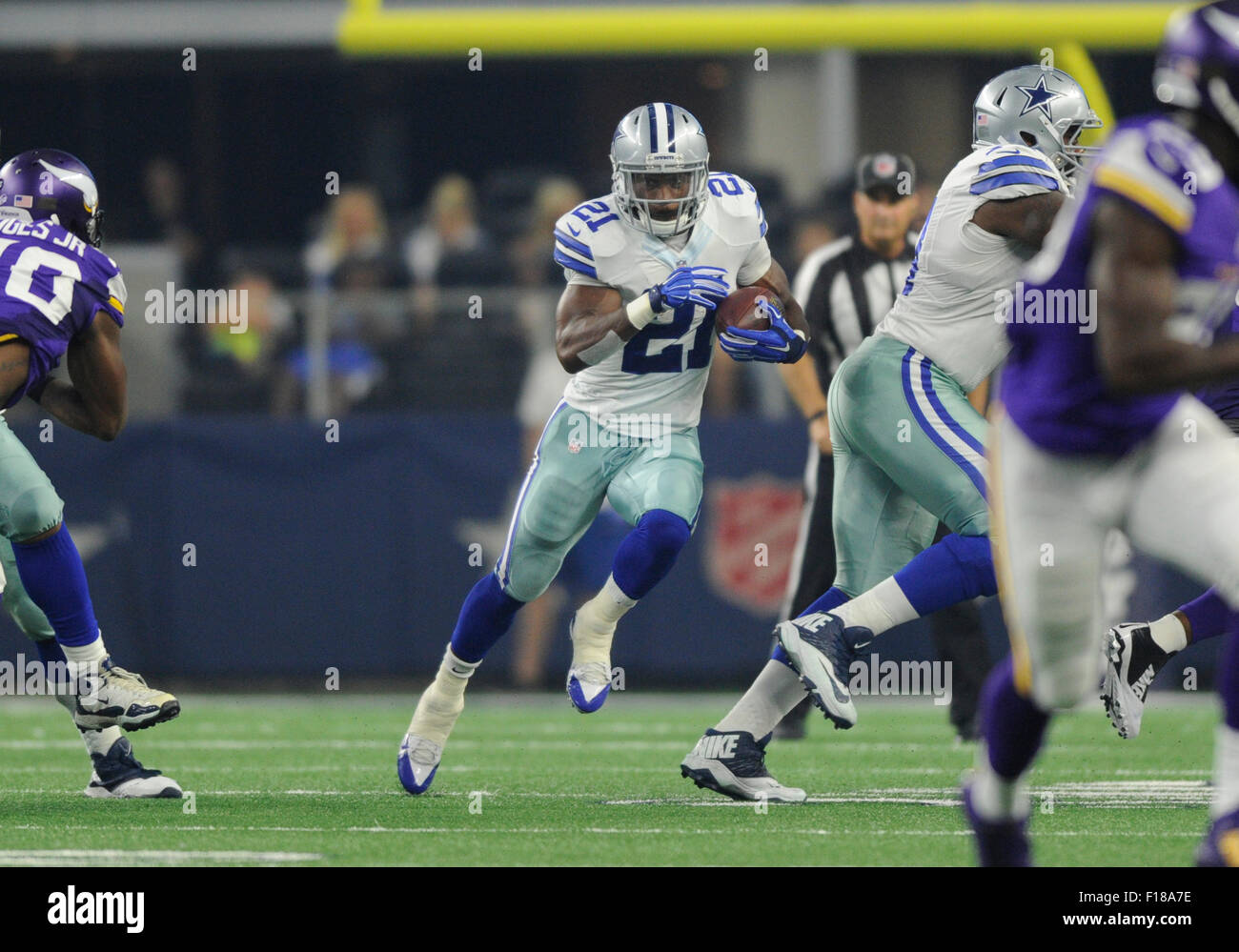 Arlington, Texas, USA. 29th August, 2015. Dallas Cowboys running back ...