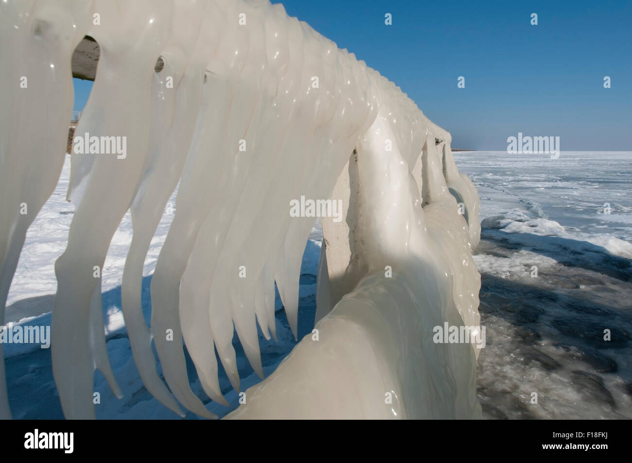 Icecicle hi-res stock photography and images - Alamy