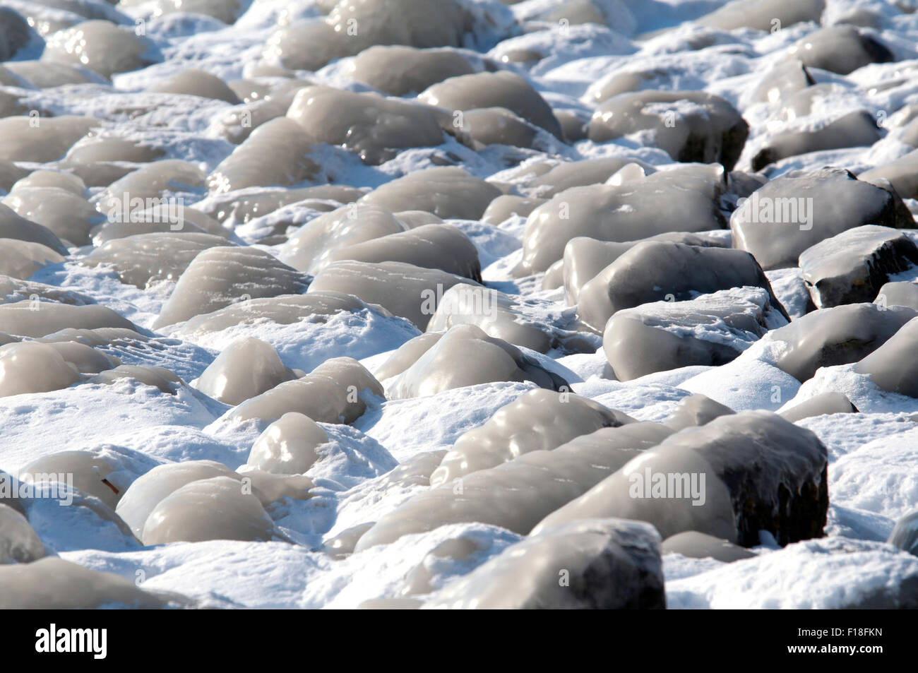 Ice on boulders hi-res stock photography and images - Alamy