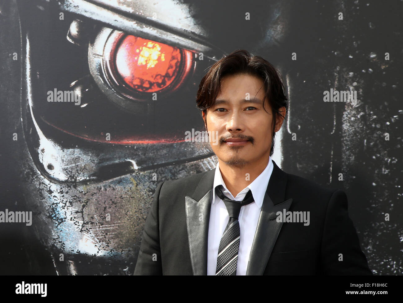 Byung hun lee terminator genisys High Resolution Stock Photography and ...