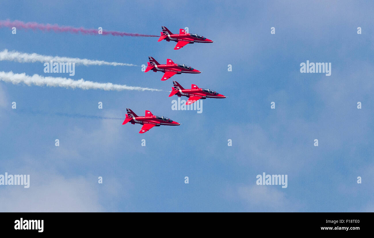 Red Arrows Airshow, flying blue skies, Smoke trails, colour, colourful ...