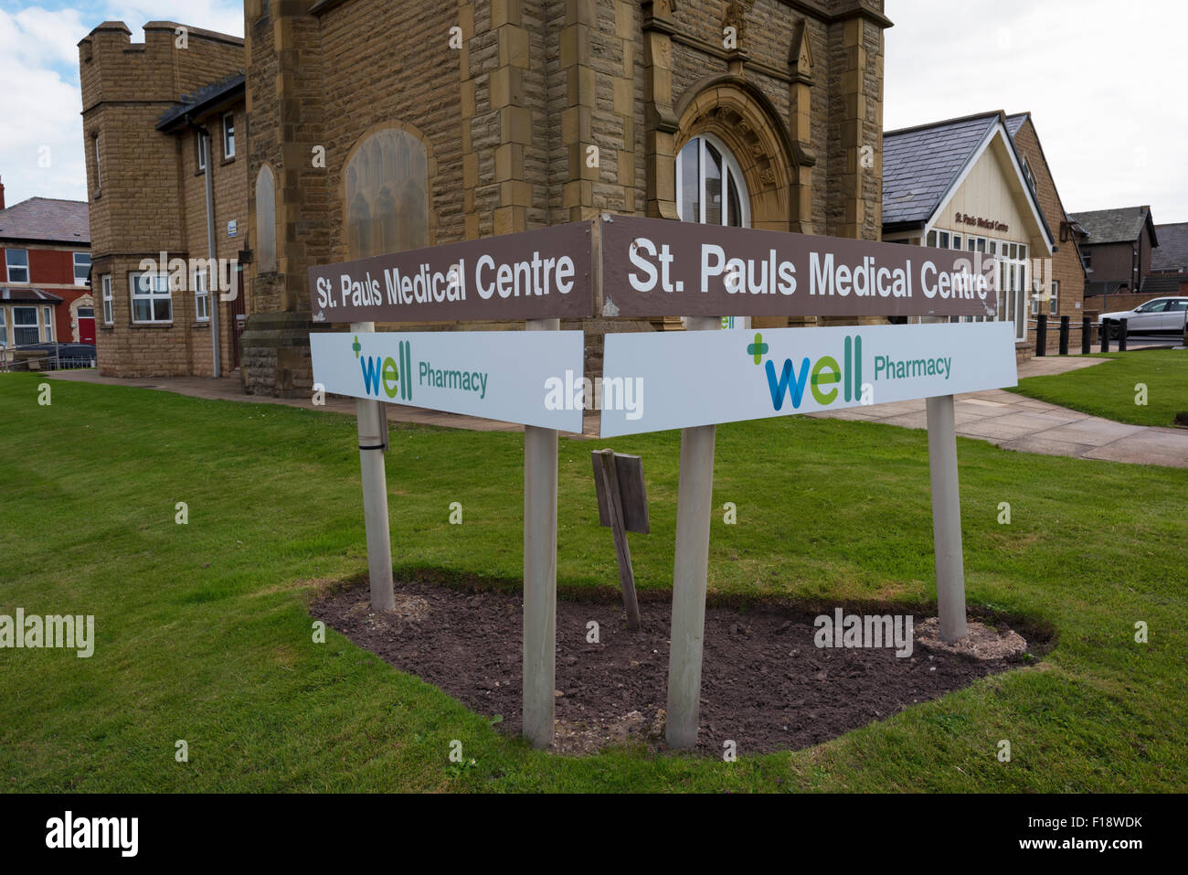 Doctors surgery sign hi-res stock photography and images - Alamy