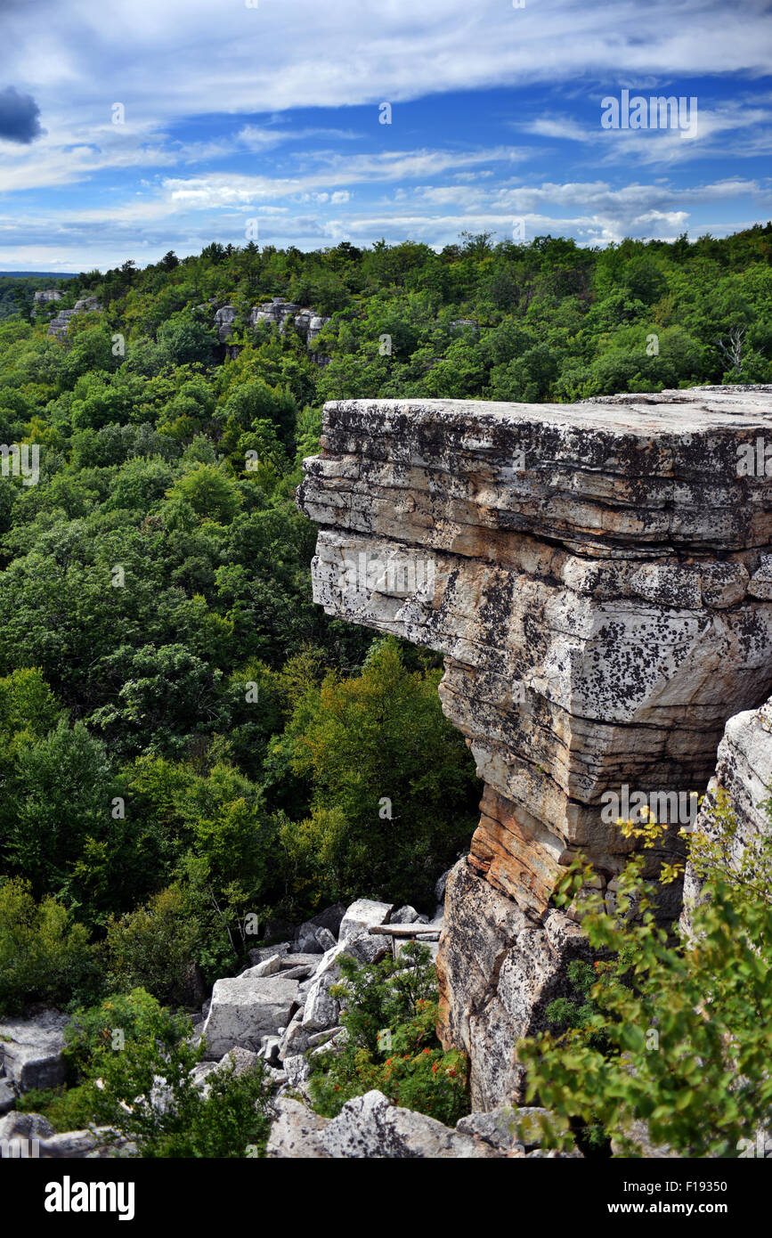 Massive rocks and view to the valley at Minnewaska State Park Reserve ...