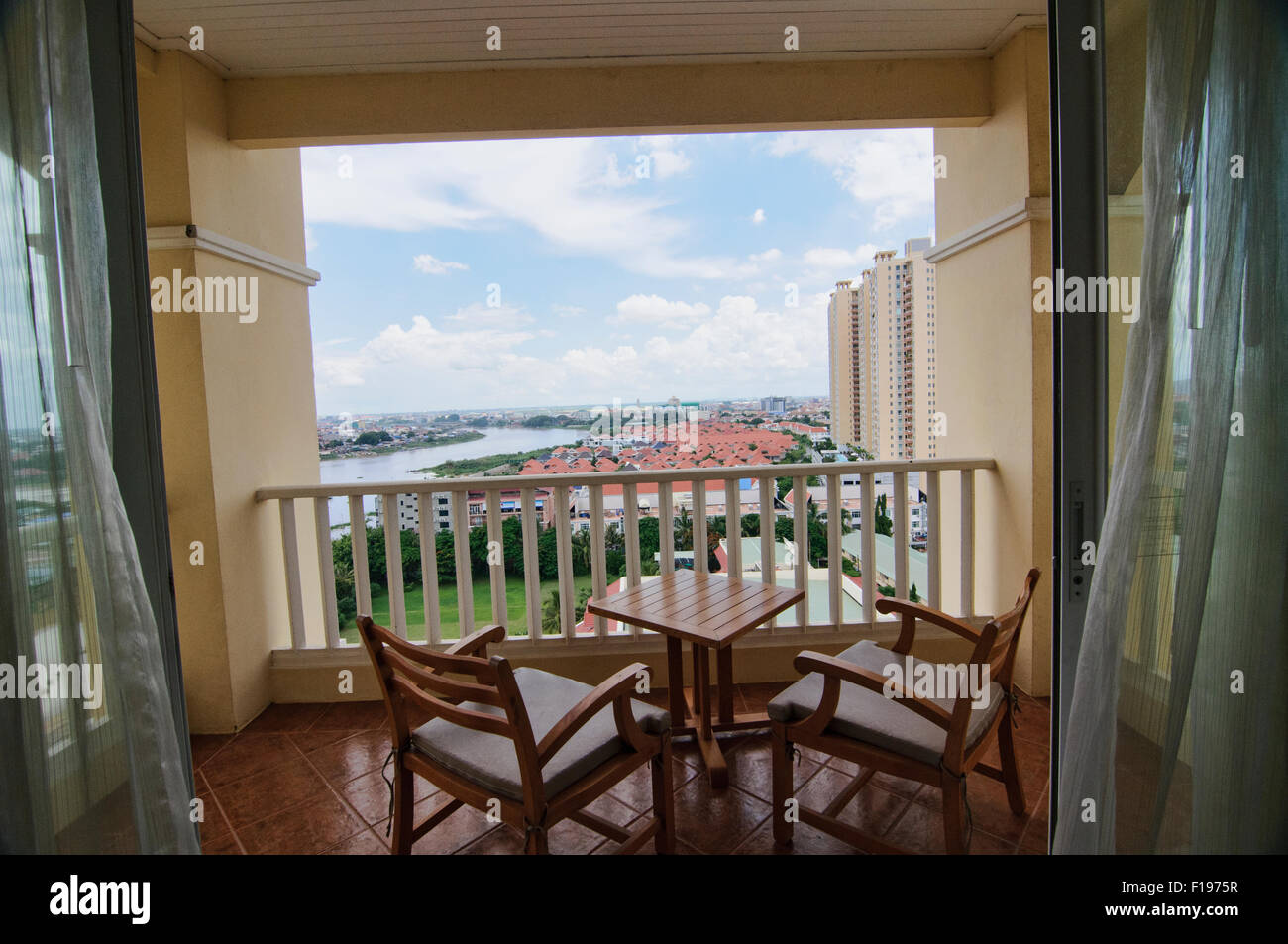 View from balcony at night hi-res stock photography and images - Alamy