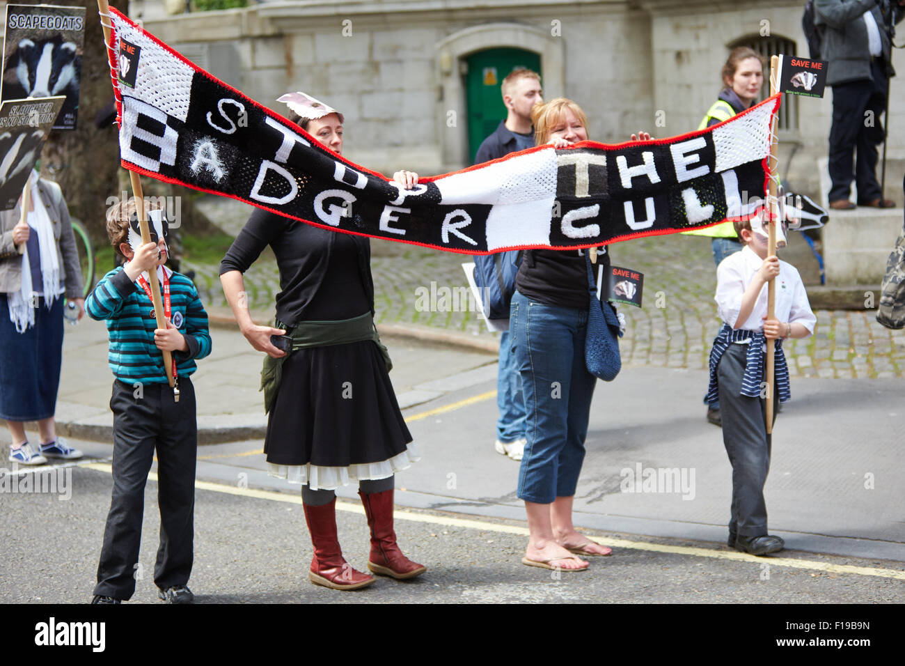 Animal rights banner hi-res stock photography and images - Alamy